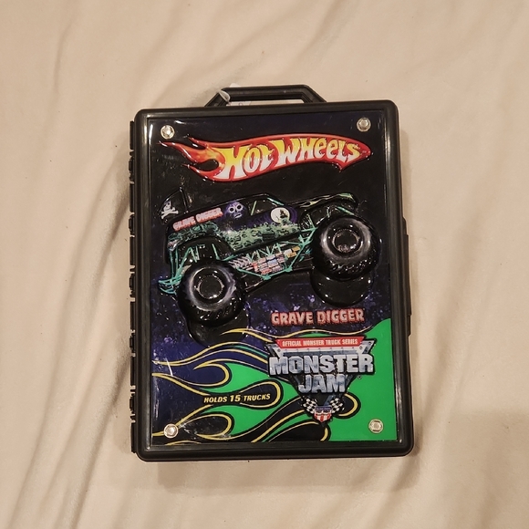 Hot Wheels | Toys | Hot Wheels Monster Jam Grave Digger Storage Case ...